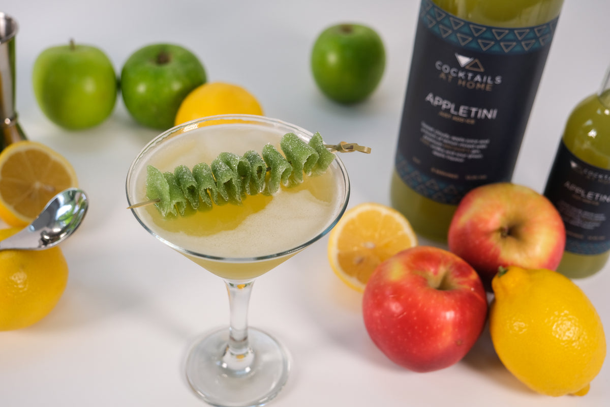 Pre-Mixed Appletini Cocktail Bottle – Cocktails At Home UK